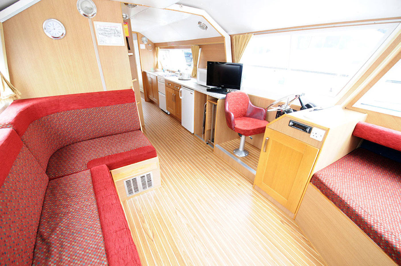 Fair Duchess Boating Holidays | Norfolk Broads Direct