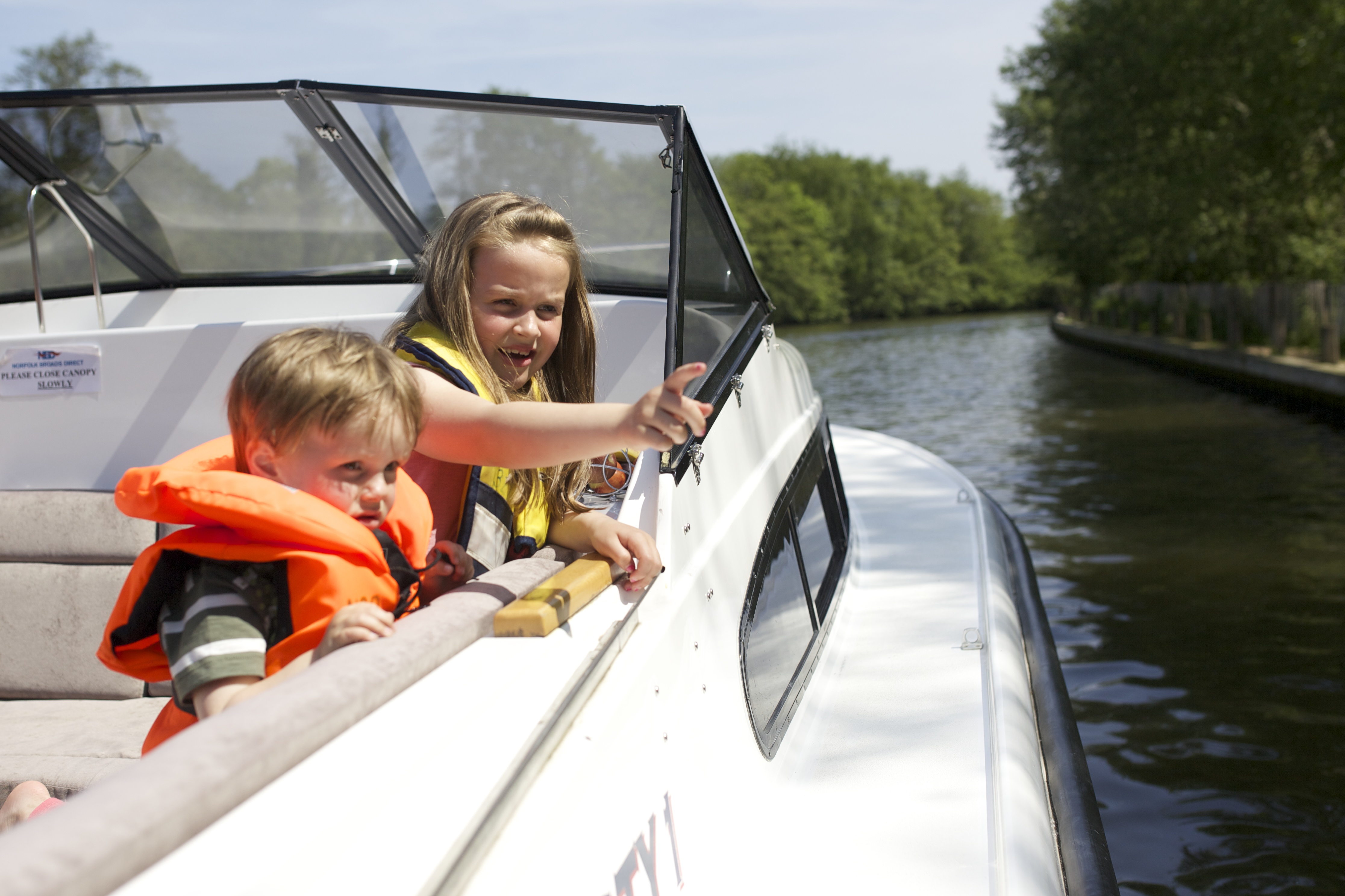 Norfolk Broads Holiday Gallery | Norfolk Broads Direct