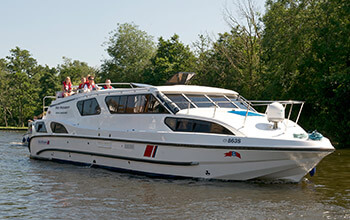 Fair Commissioner Boating Holidays | Norfolk Broads Direct